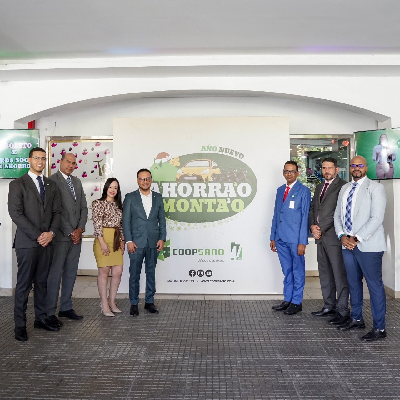 COOPSANO lanza campaña Ano Nuevo Ahorrao’ y Montao’