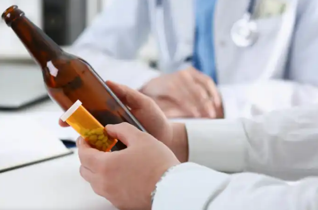 Exceso de alcohol causa trastorno “Síndrome de Corazón Festivo”