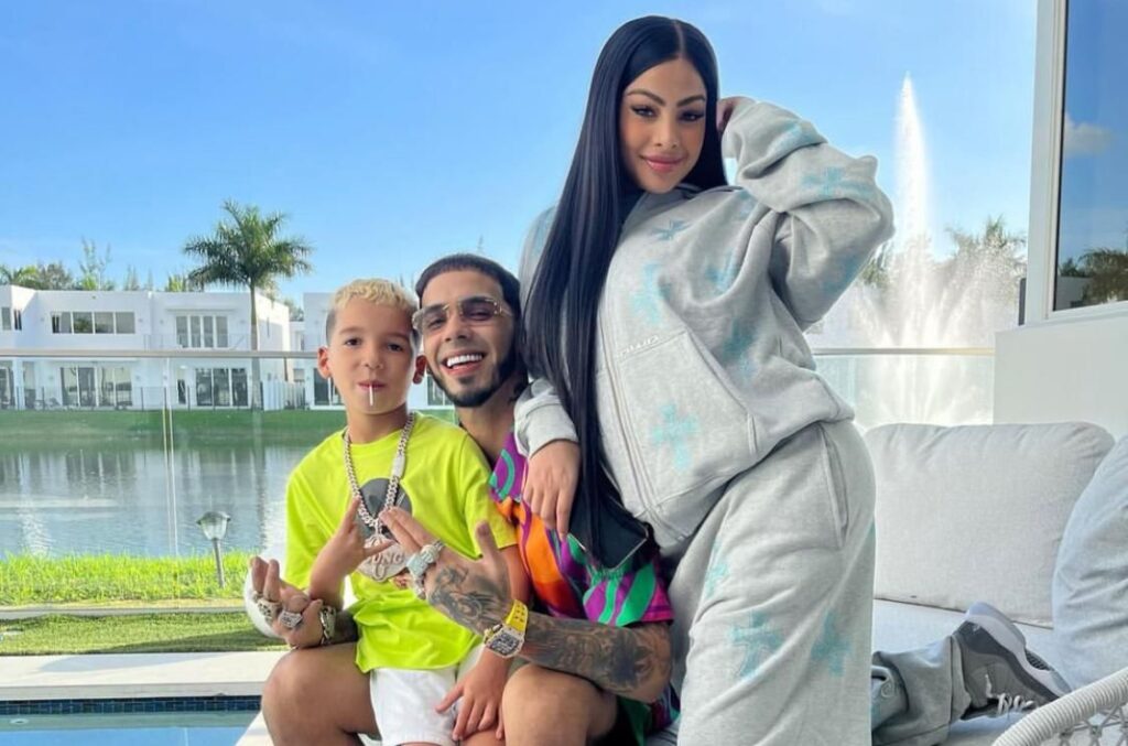 Anuel dice que la bebé de Yailin "será su primera hija"