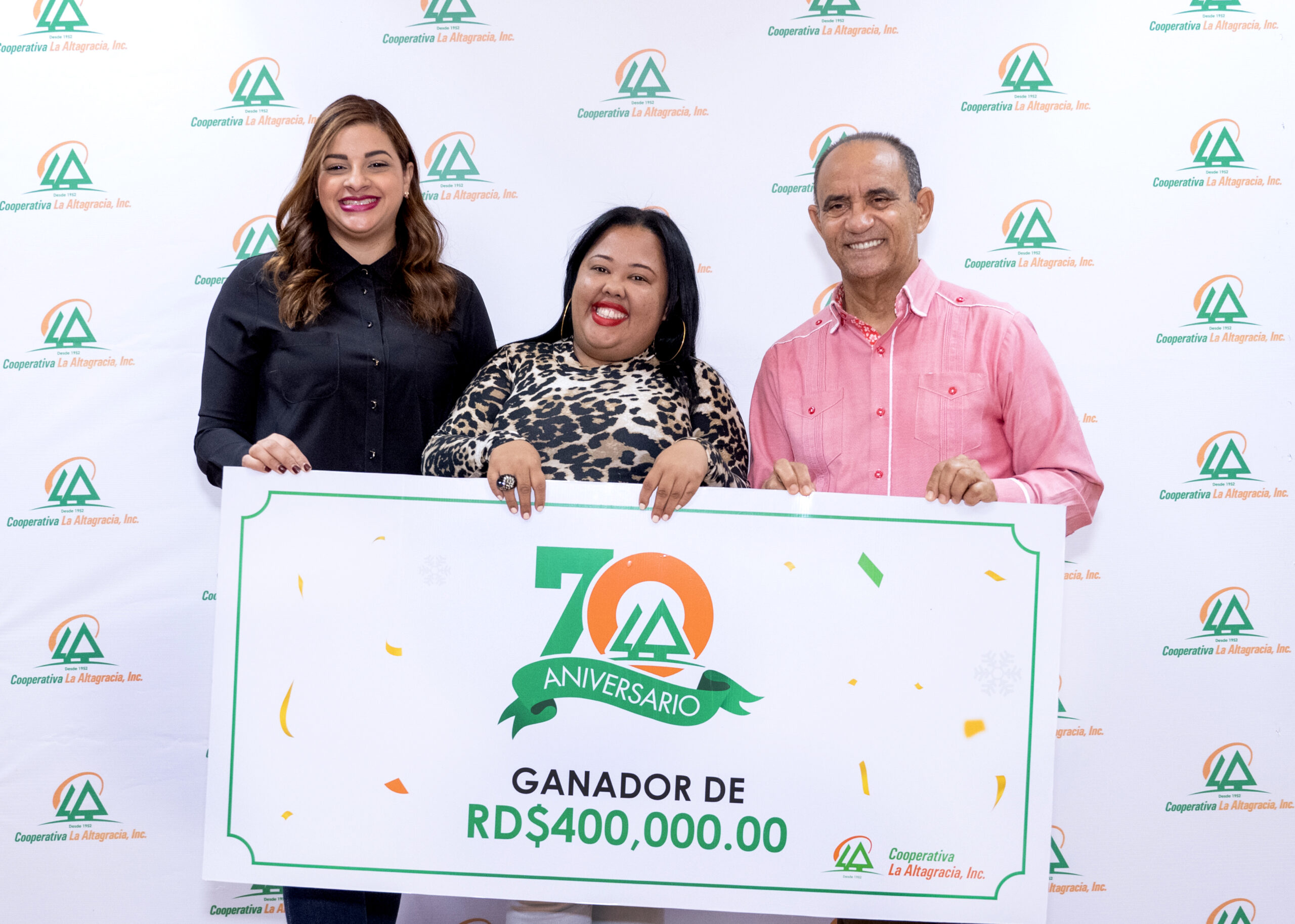 Cooperativa La Altagracia entrega premios Concurso 70 Años