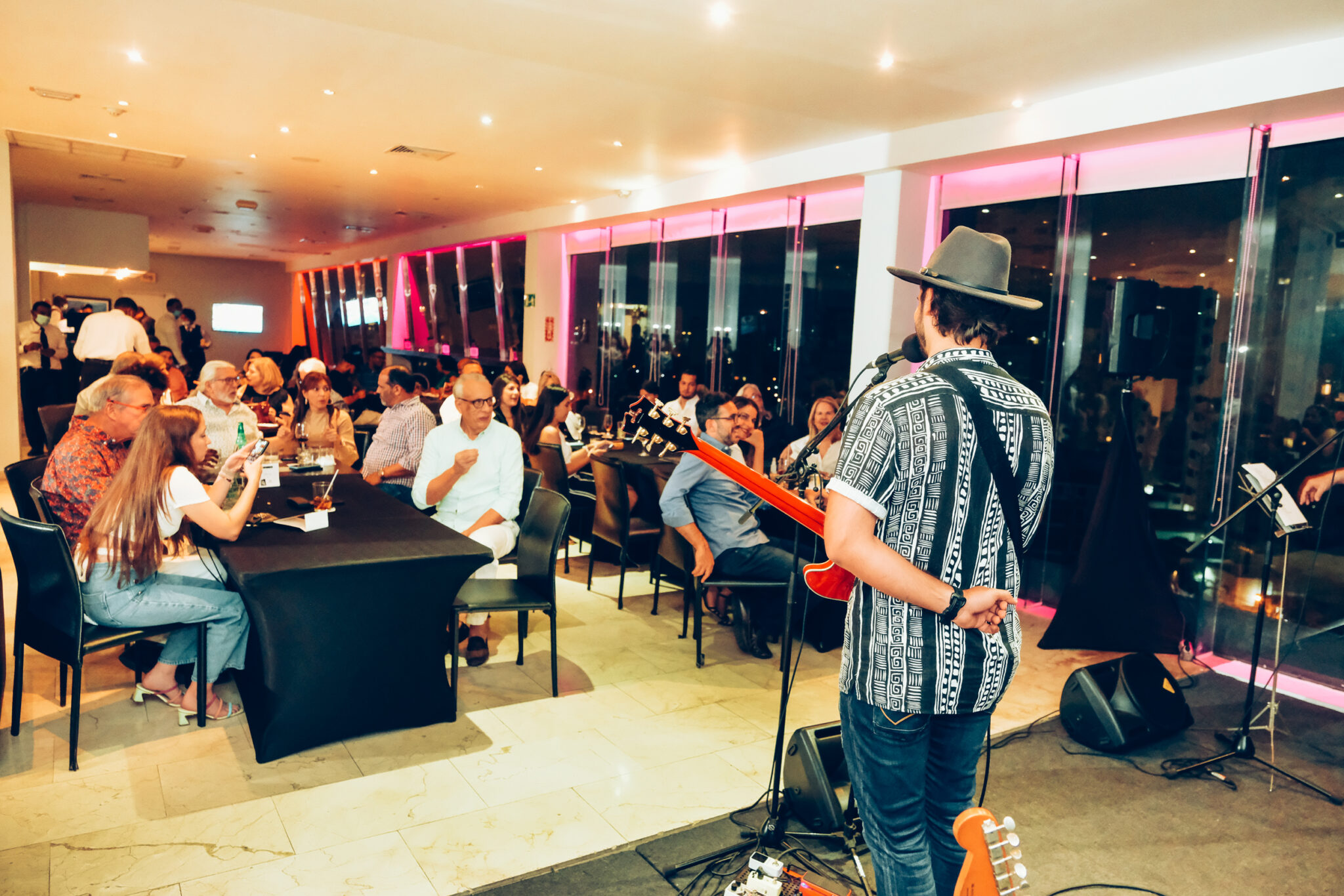 Cyndie Lundy, una actriz que tiende puentes entre Haití y RD