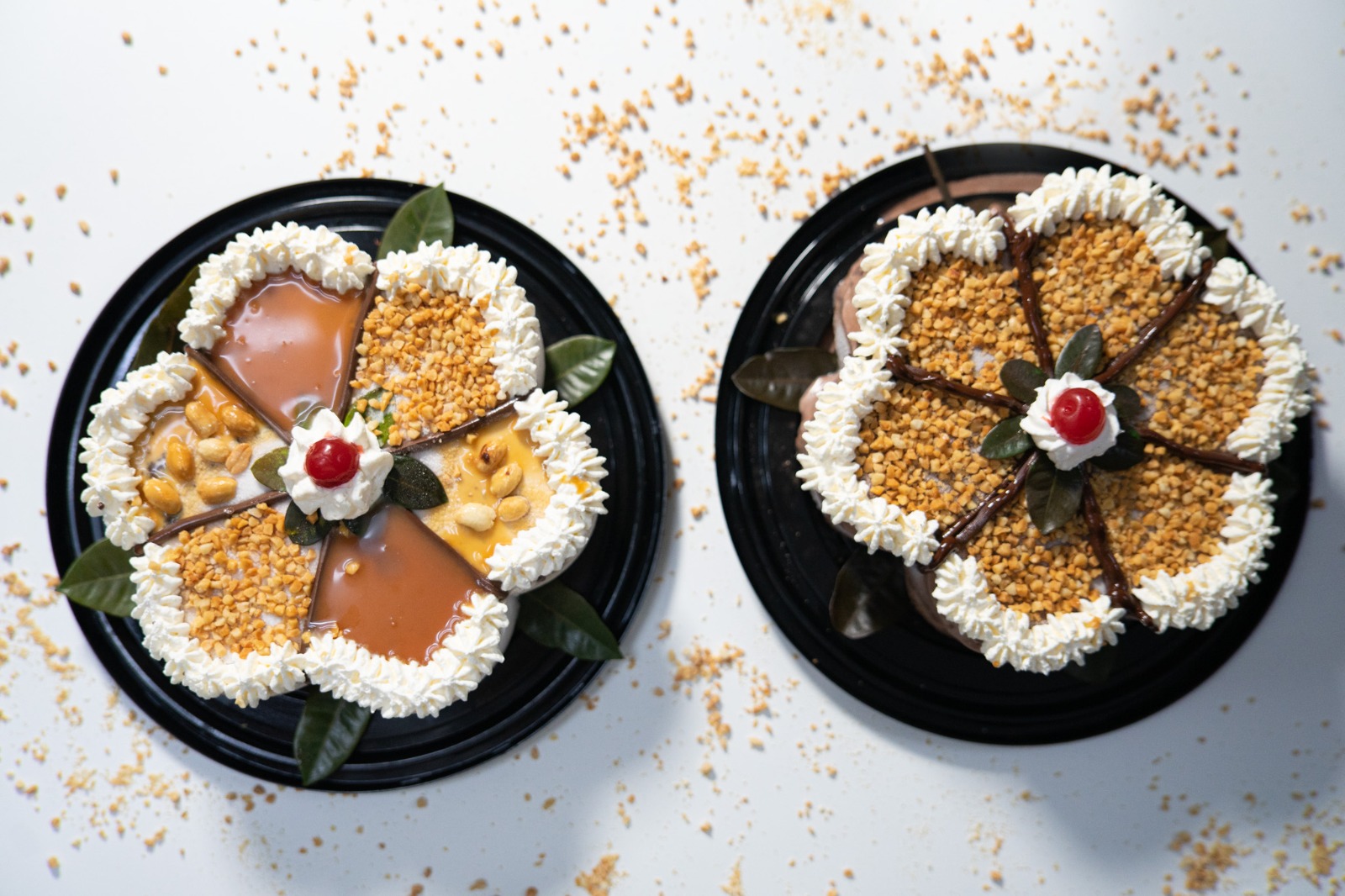 Helados Valentino presenta su tarta en forma de flor