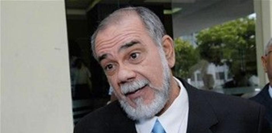 La Vega: Ex alcalde Fausto Ruiz sufre aparatoso accidente