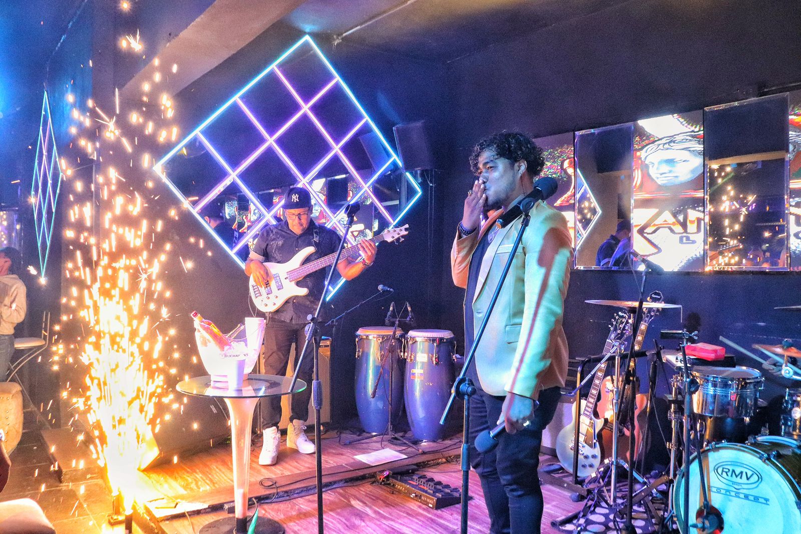 The Lyon Band, una fusión única que llega a revolucionar música