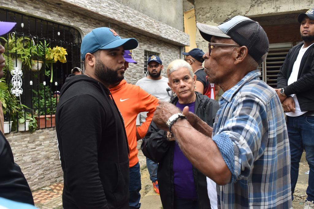 Yeury Bidó acude en ayuda de los munícipes de SDN por tormenta