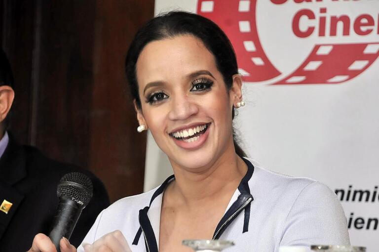 Actriz Dascha Polanco anuncia que será abuela a sus 40 Años