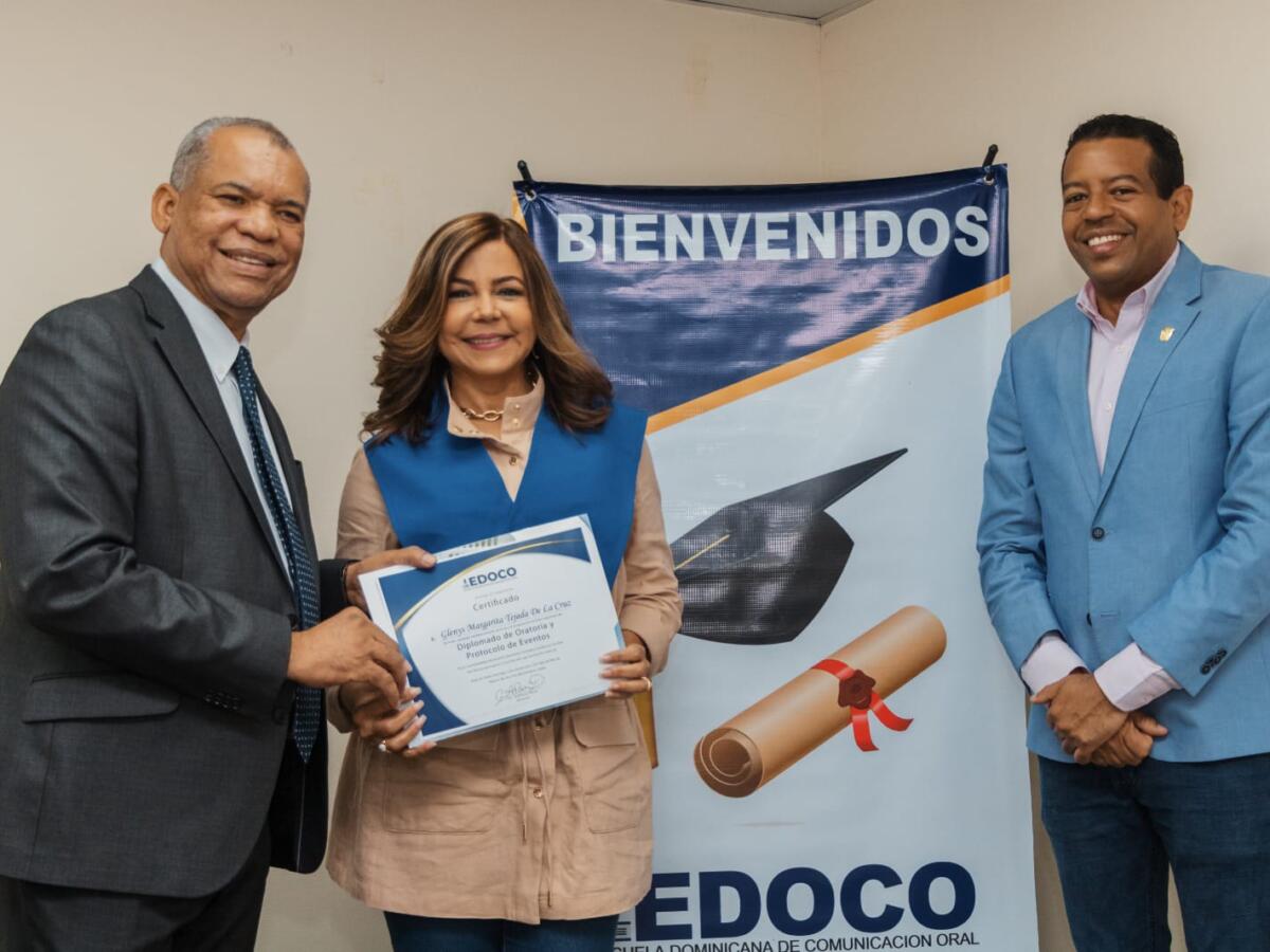 EDOCO culmina con éxito diplomado en oratoria para funcionarios