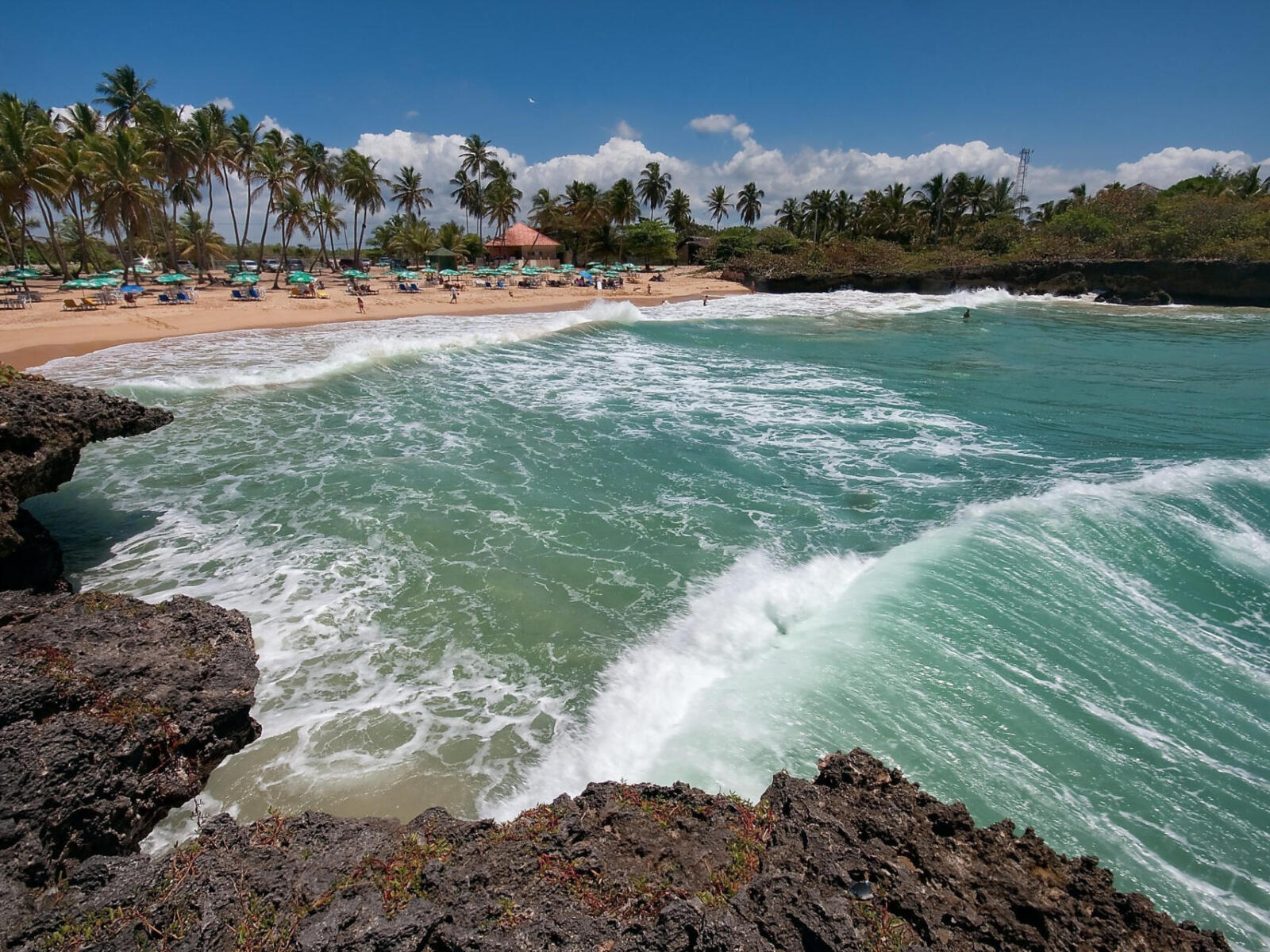 Descubre las 5 playas en RD para visitar cerca de Santo Domingo