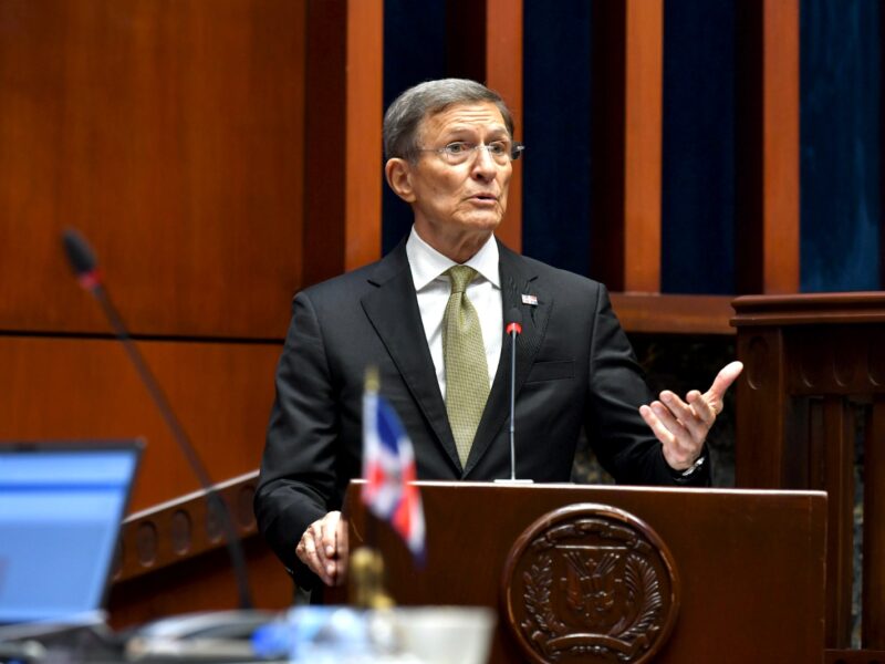 Canciller dominicano comparece ante Senado para explicar impasse con Haití