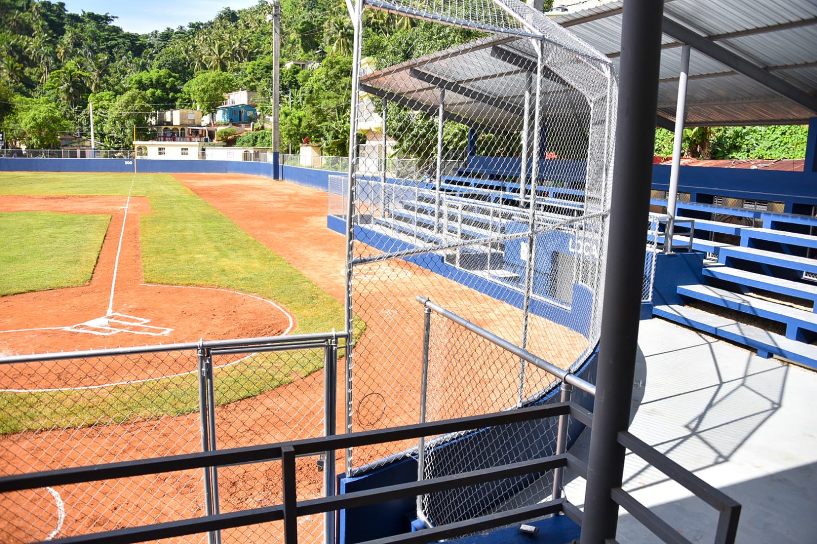 Gobierno invierte más de RD$160 millones en infraestructuras deportivas ...