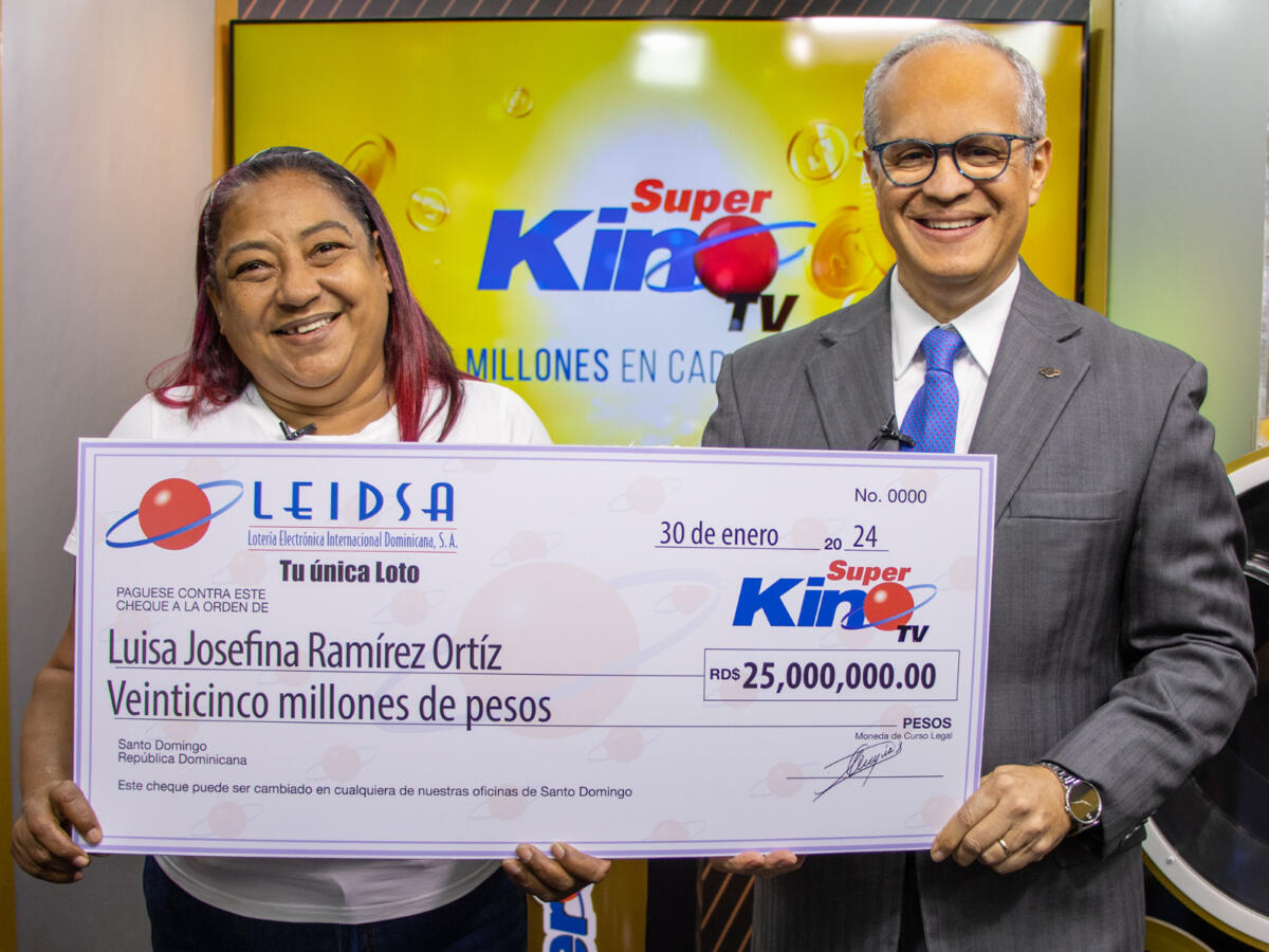 LEIDSA entrega 25 millones a ganadora del Súper Kino Tv