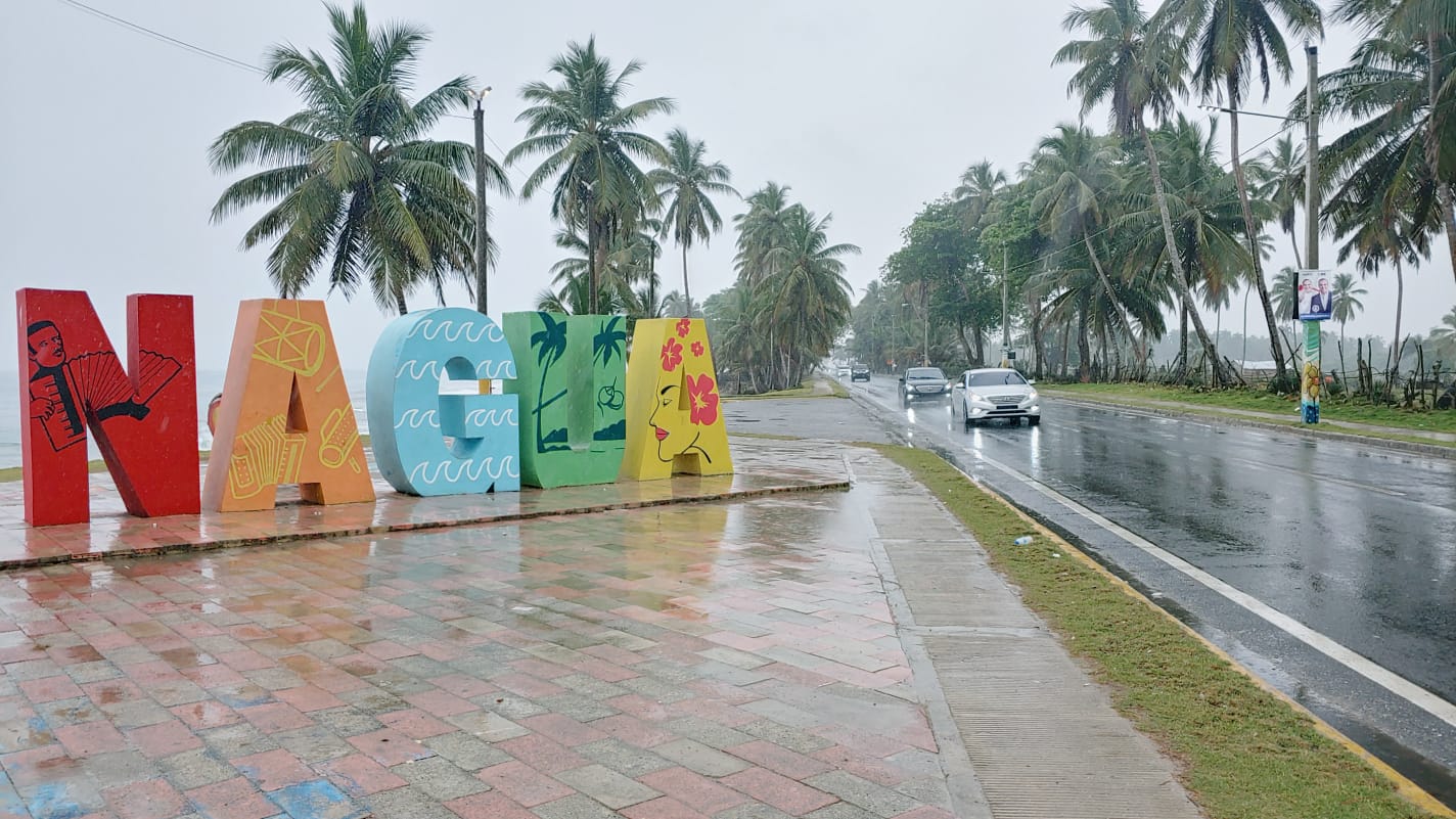 Nagua amanece bajo lluvia este Sábado Santo