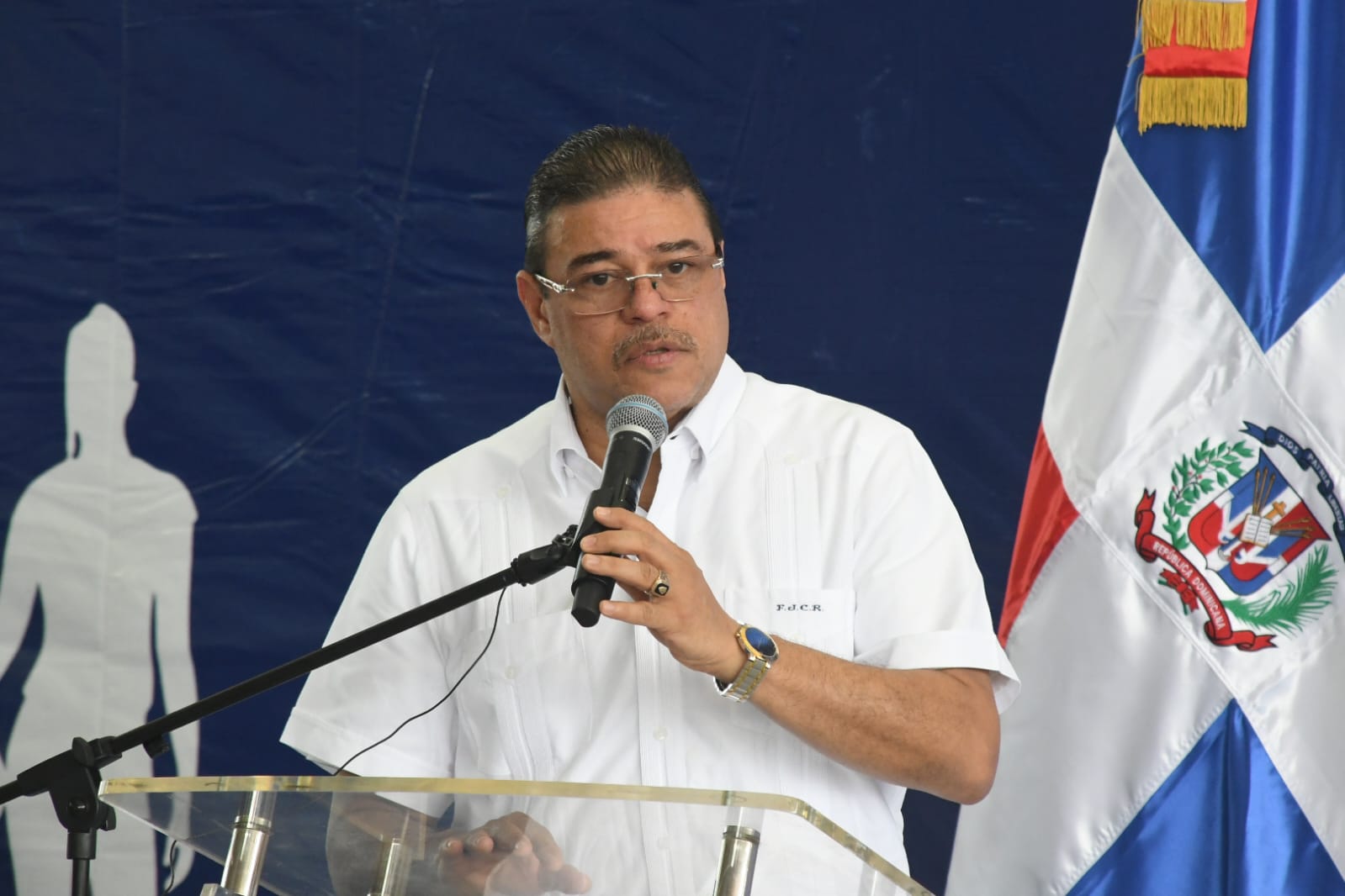 Francisco Camacho muestra pesar por muerte de Jesús de la Rosa