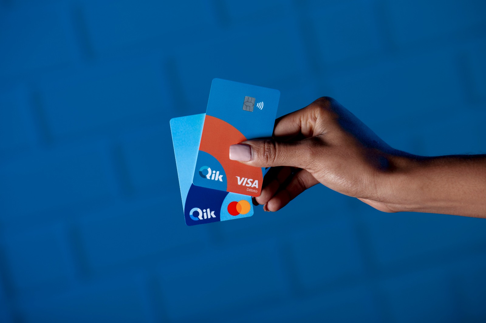 Qik Banco Digital lanza nueva campaña "Así se vive Qik" - CDN - El ...