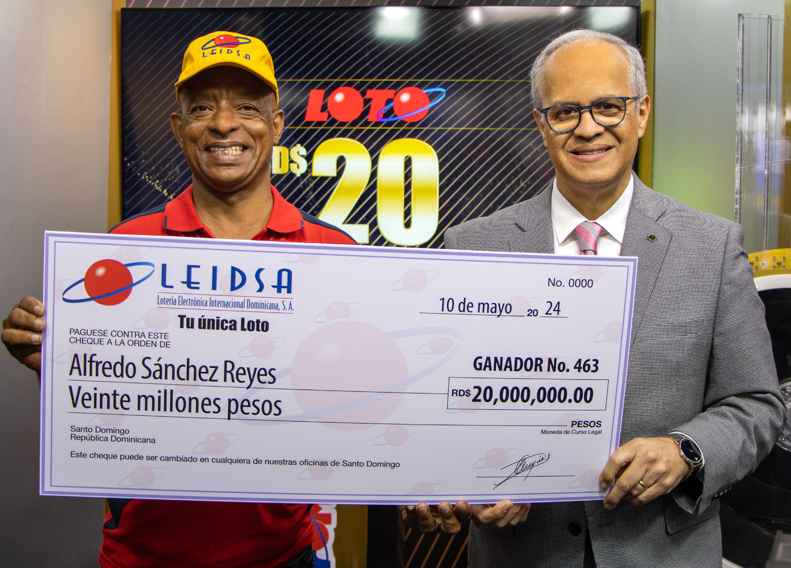 LEIDSA entrega 20 millones al ganador 463 del loto