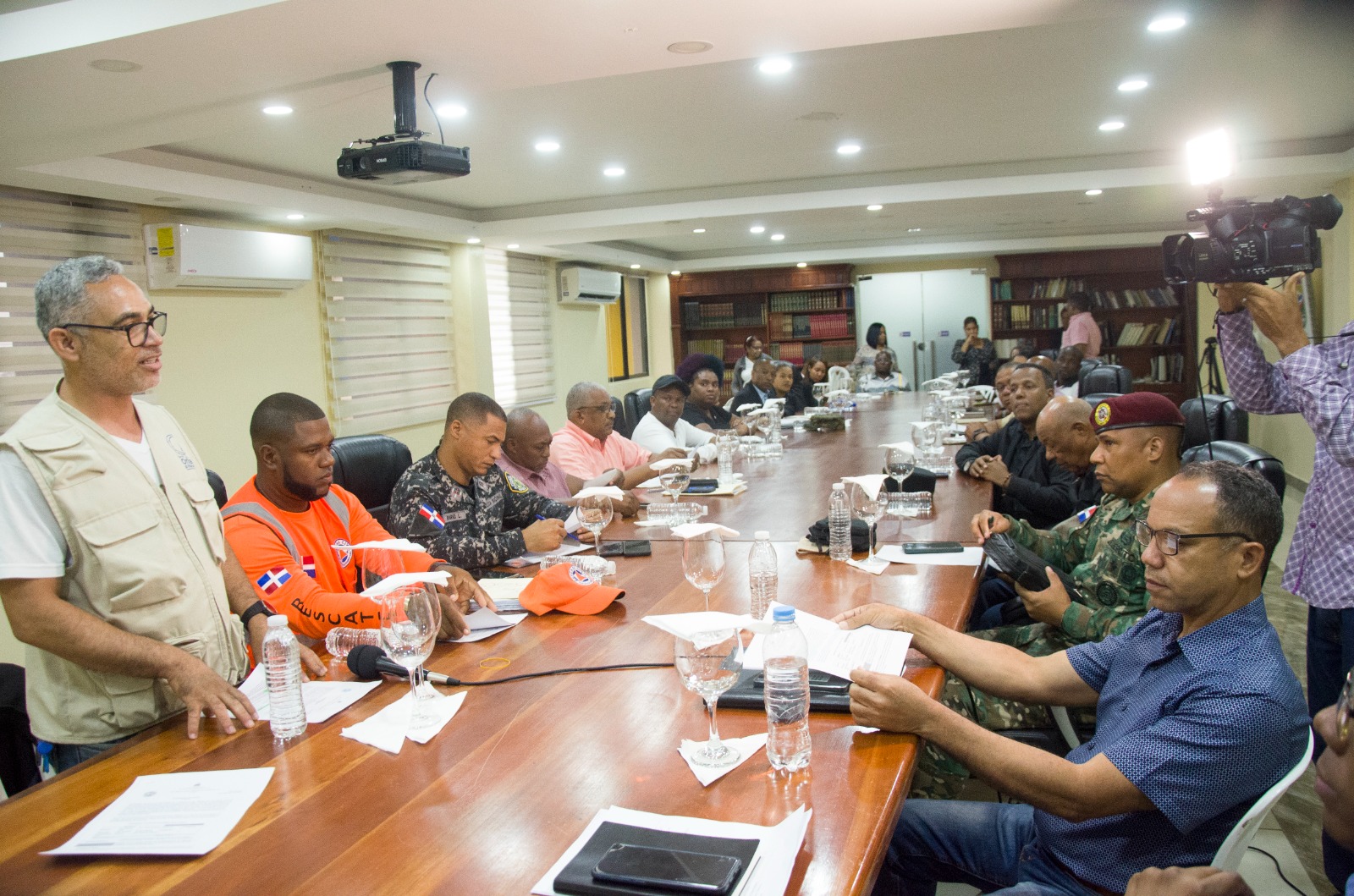 ASDN organiza trabajo y se declara en sesión permanente por vaguada ...