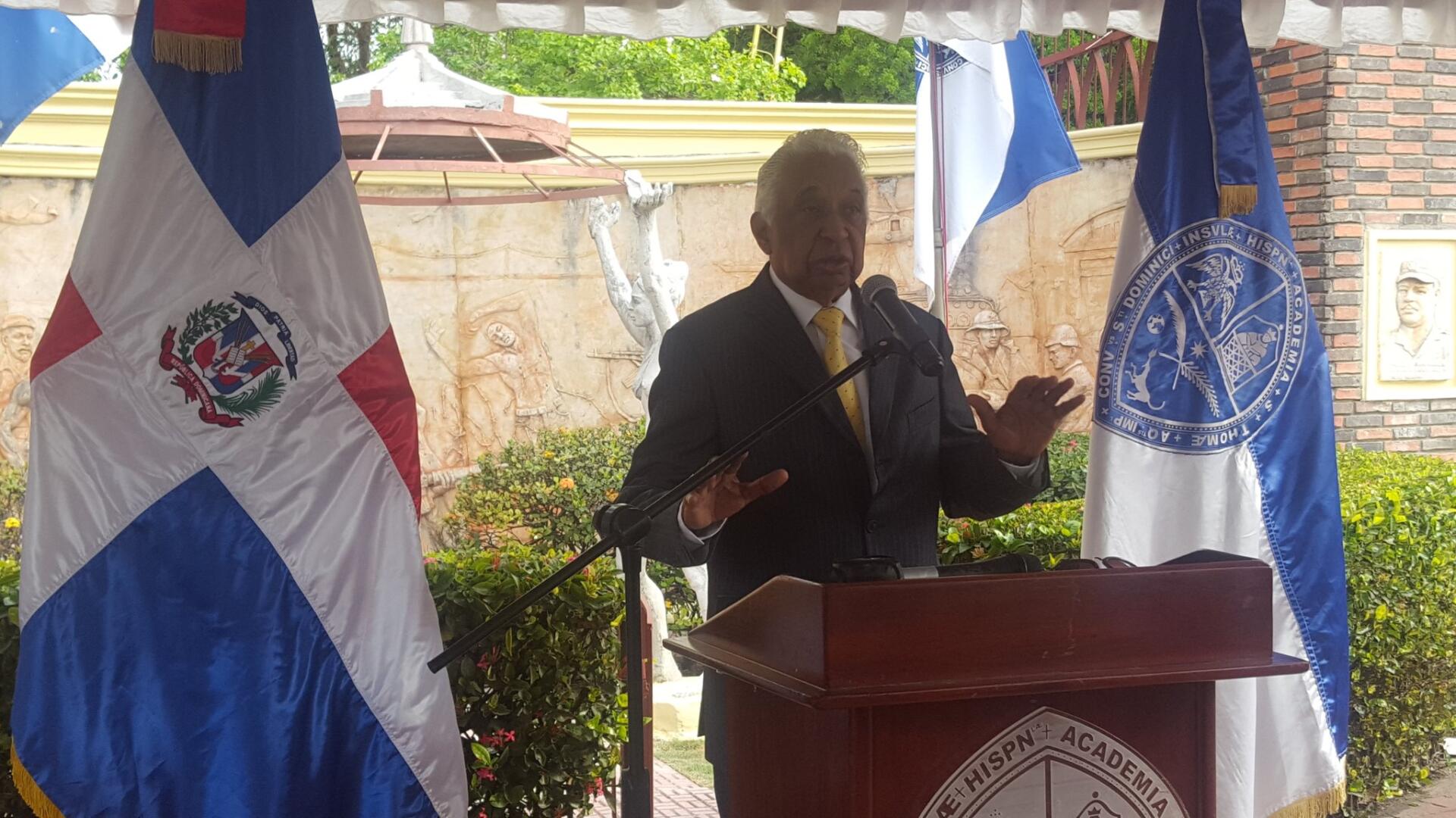 Muere catedrático Jesús de la Rosa