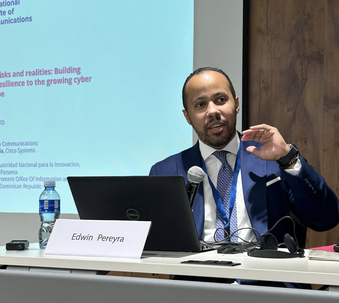 OGTIC participa en Foro International Institute of Communications