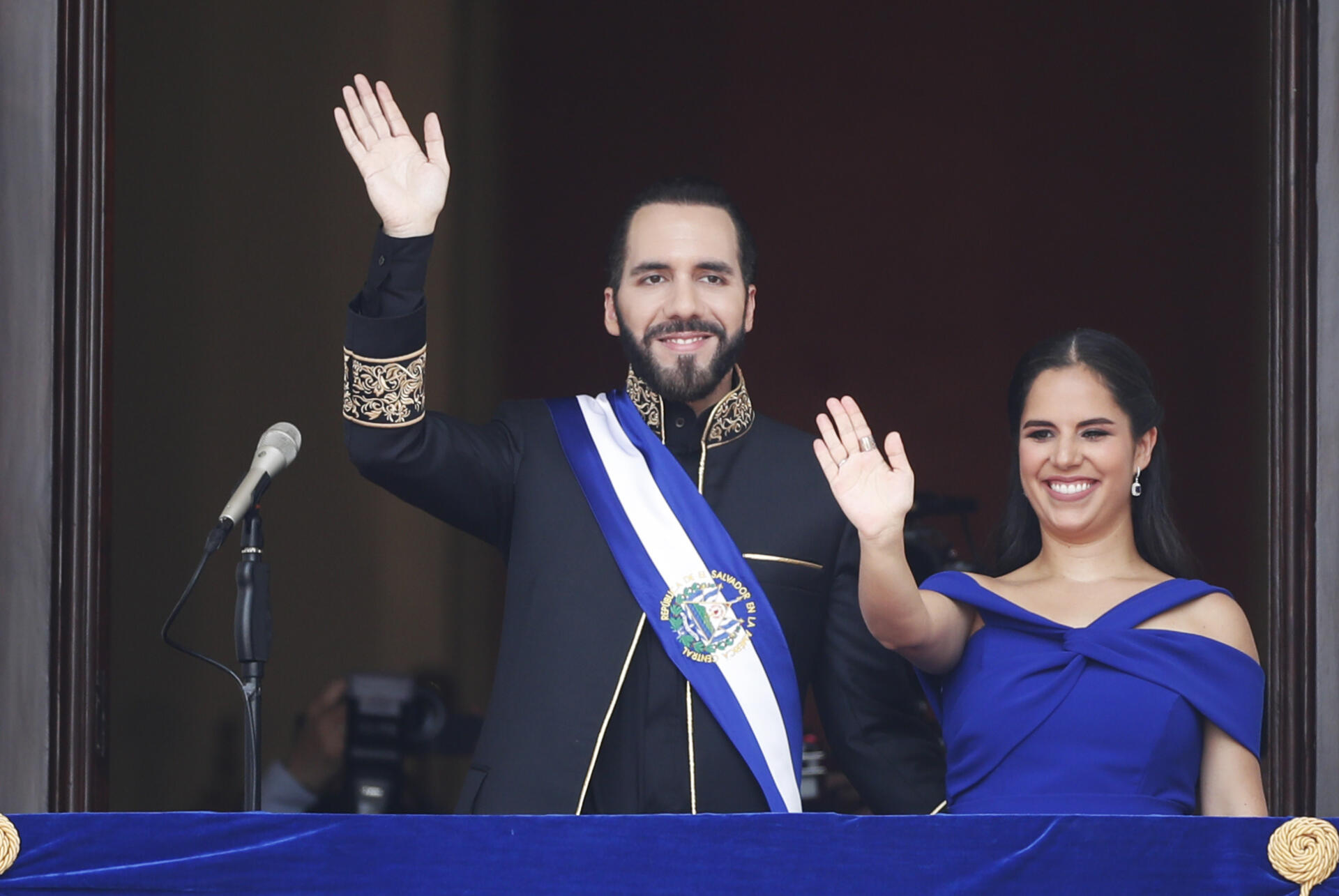 Las imágenes más hermosas de la investidura de Bukele