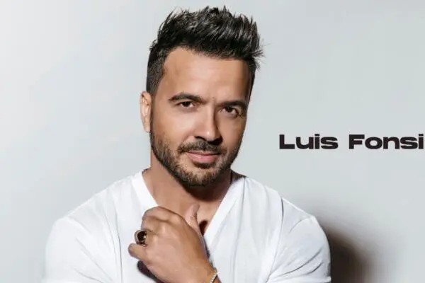 Francisca pide apoyo en redes ante desafiante situación personal