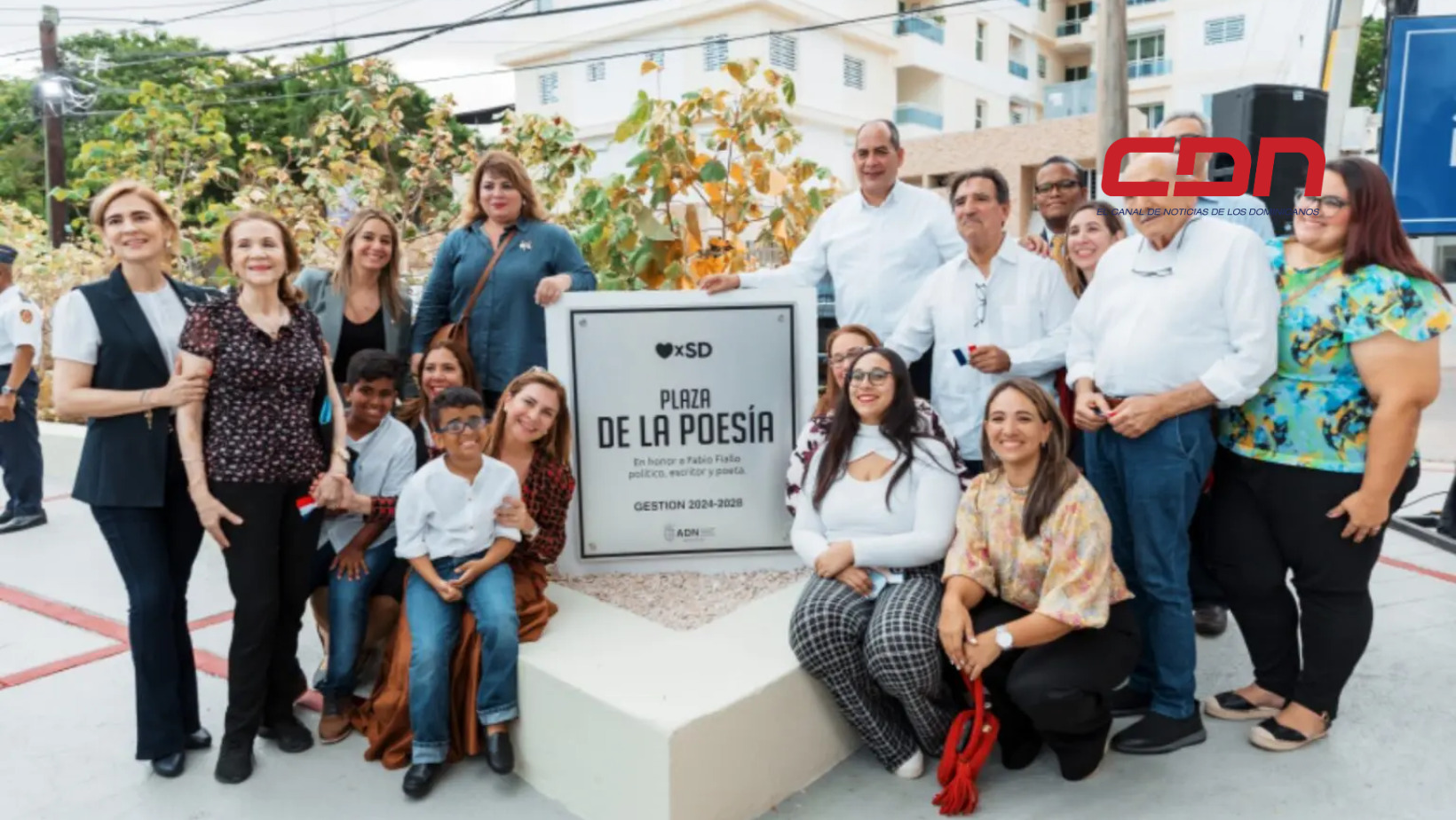 Alcaldía Distrito Nacional rescata plaza en honor a Fabio Fiallo