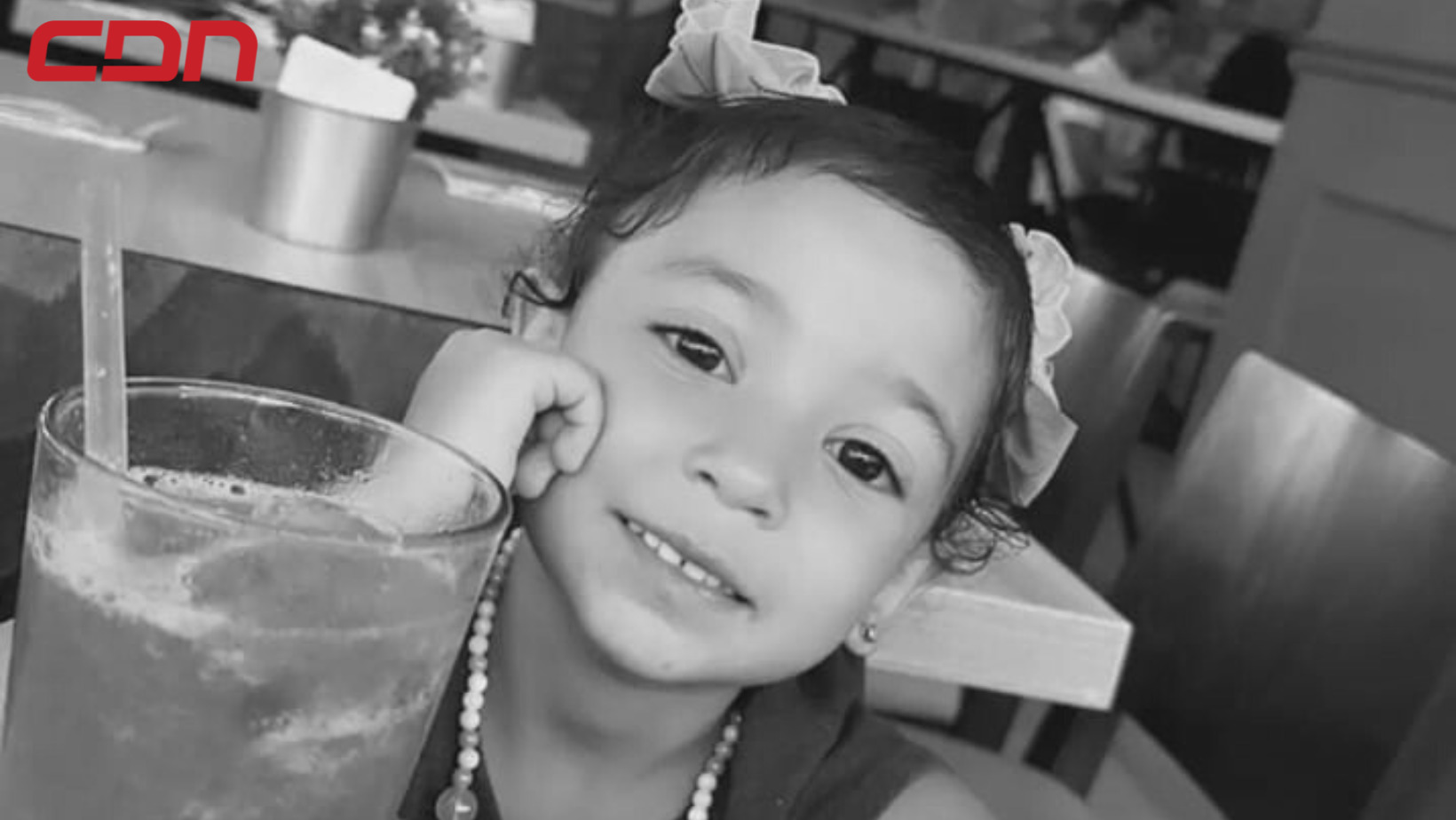 Muere menor tras caer desde un cuarto piso junto a su madre