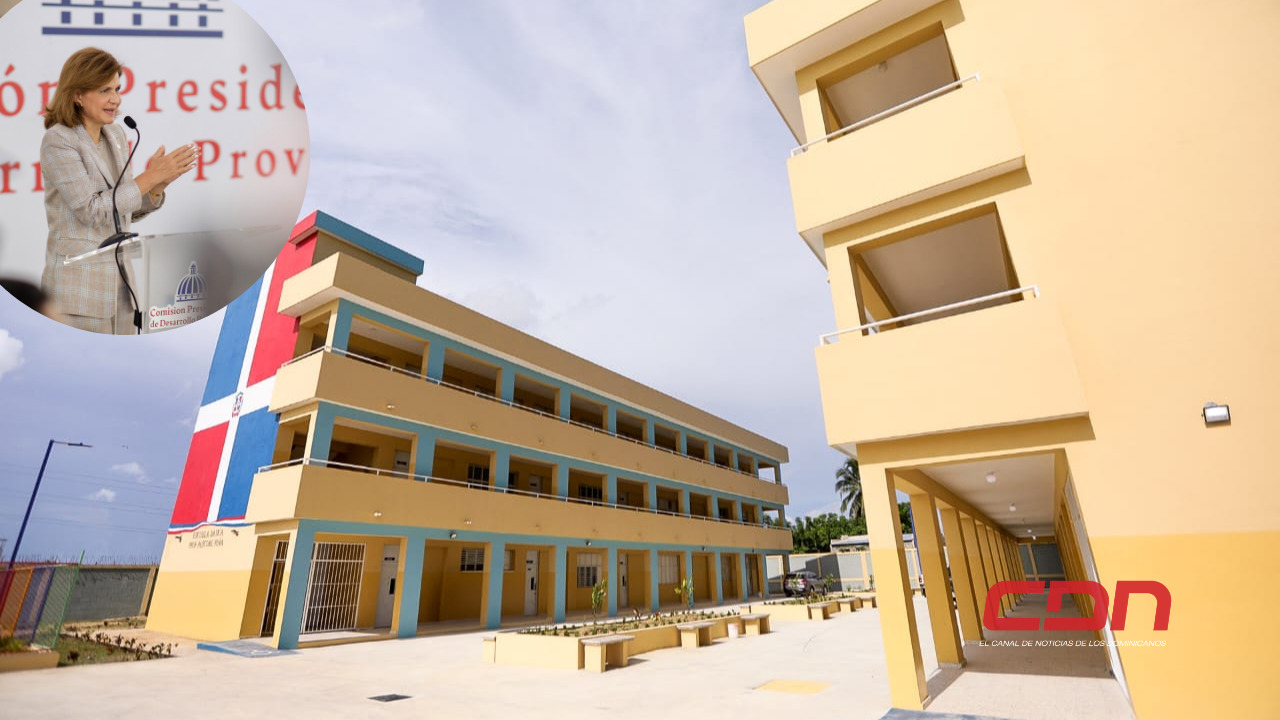 Raquel Peña inaugura nueva escuela en sabana perdida