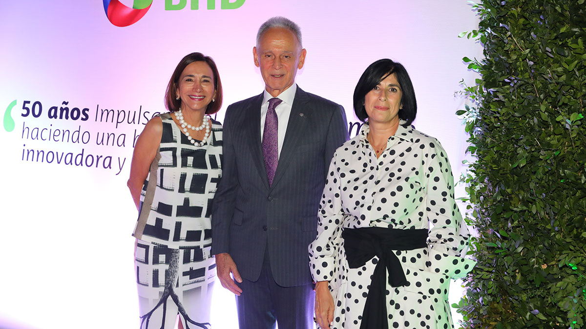 BHD celebra el 50 aniversario de su fundación - Periódico El Caribe