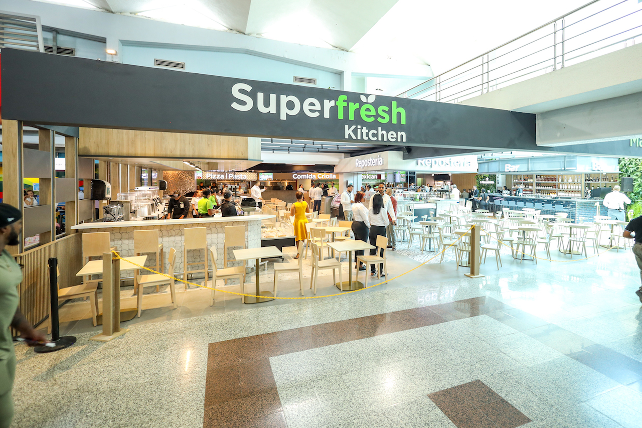 Súper Fresh Kitchen inaugura instalaciones