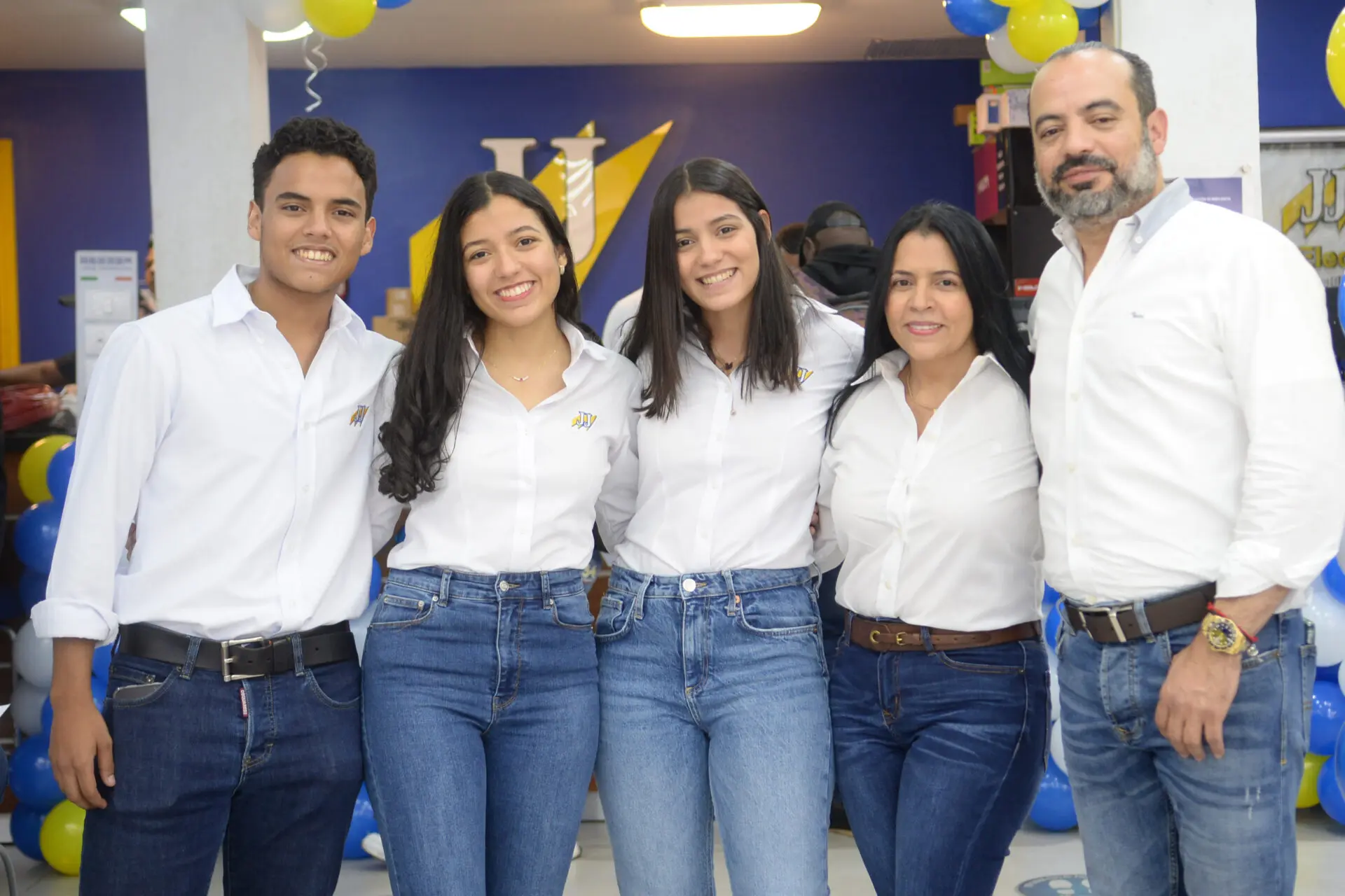 La empresa JJ Electric celebra su 26 aniversario