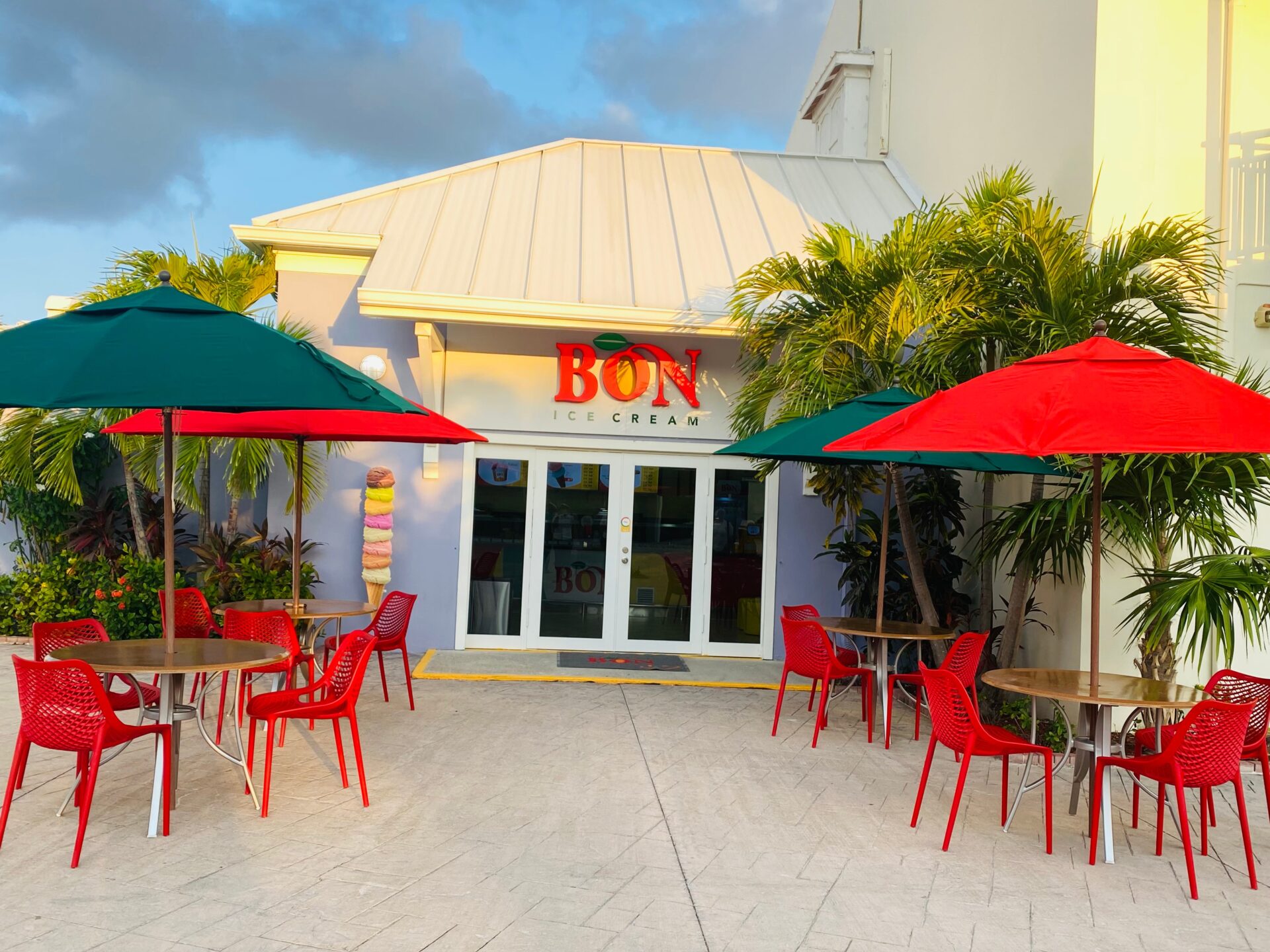 Helados Bon abre primera franquicia internacional