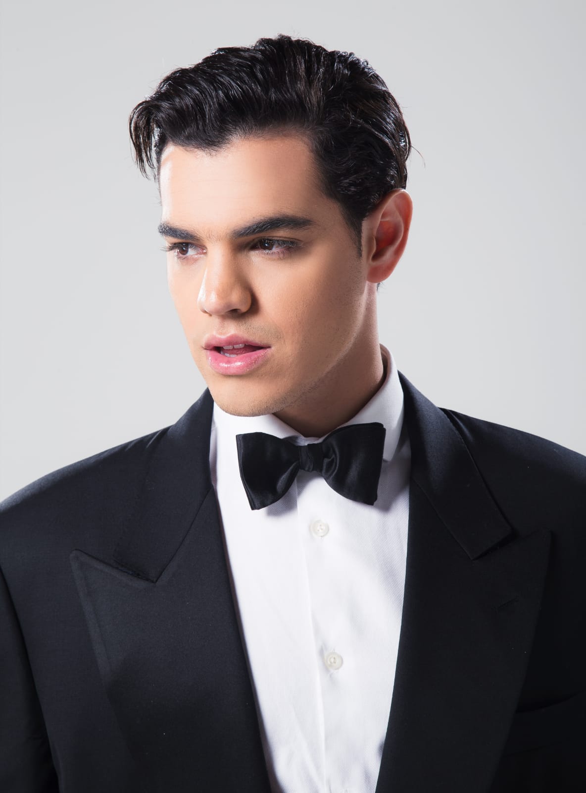 Carlos Moore lanza “El Comienzo”, primer álbum de su carrera