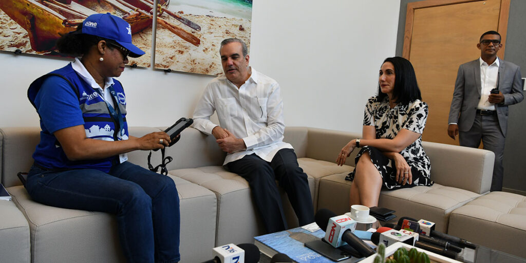 Abinader solicita apoyo al censo por ser poyecto nación - Periódico ...