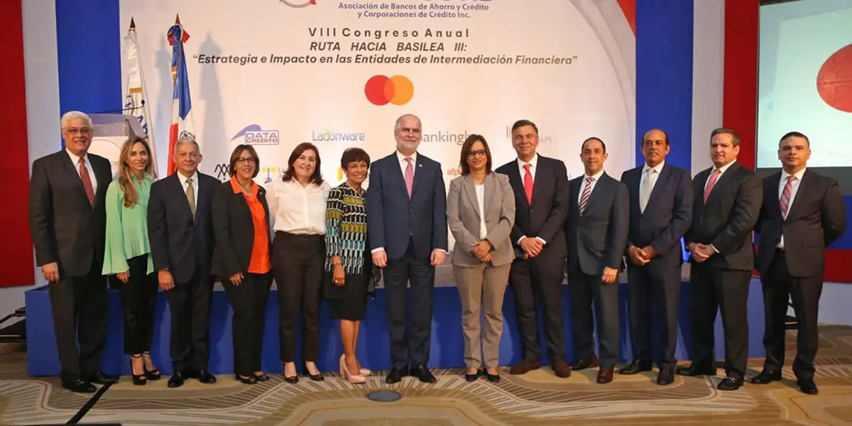 Analizan nuevas regulaciones de Basilea III - Periódico elCaribe