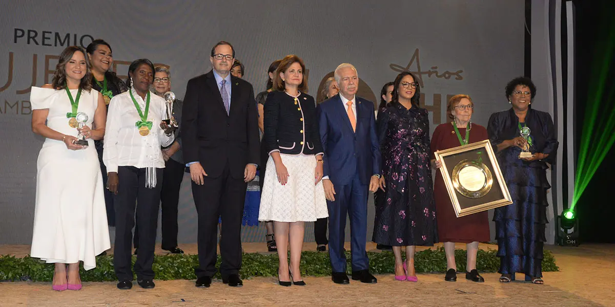 BHD premia a 10 Mujeres que Cambian el Mundo