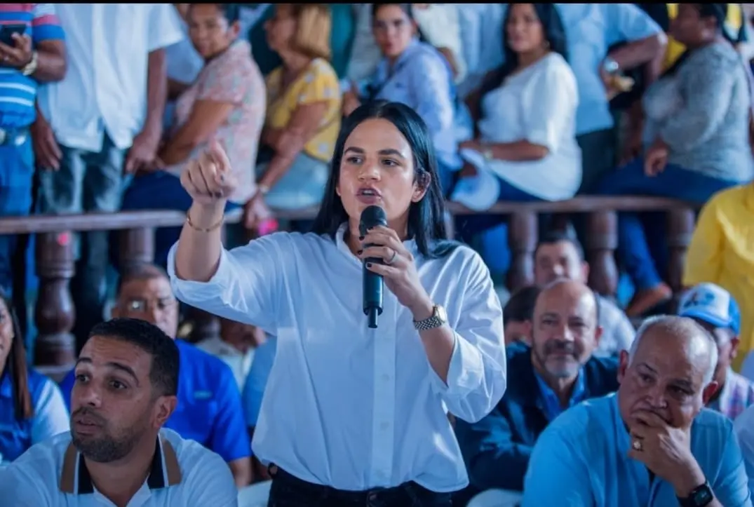 Stephanie Kfouri: Gobierno ha potencializado la provincia de Puerto ...