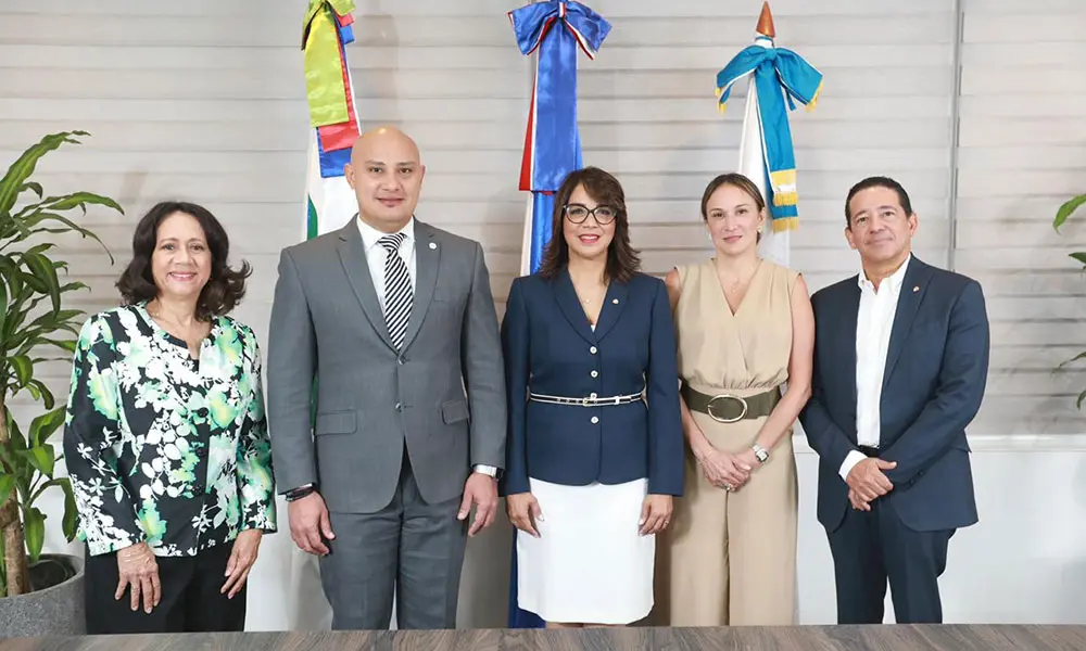 El banco BHD y JA Dominicana firman alianza - Periódico elCaribe
