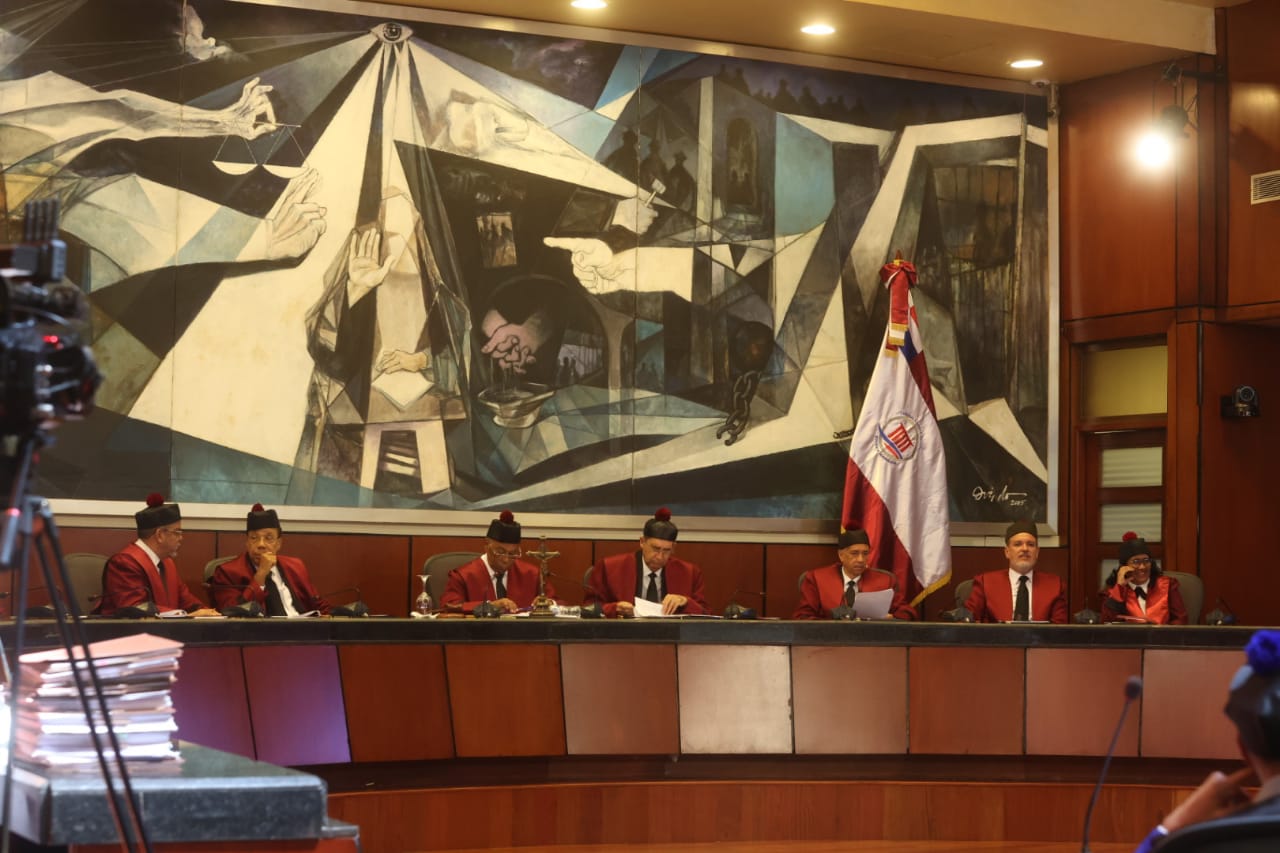 Tc Deja En Fallo Diez Expedientes De Acción Directa De Inconstitucionalidad
