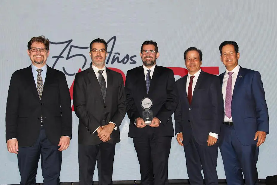 Font Gamundi recibe reconocimiento de ARPF como miembro fundador ...