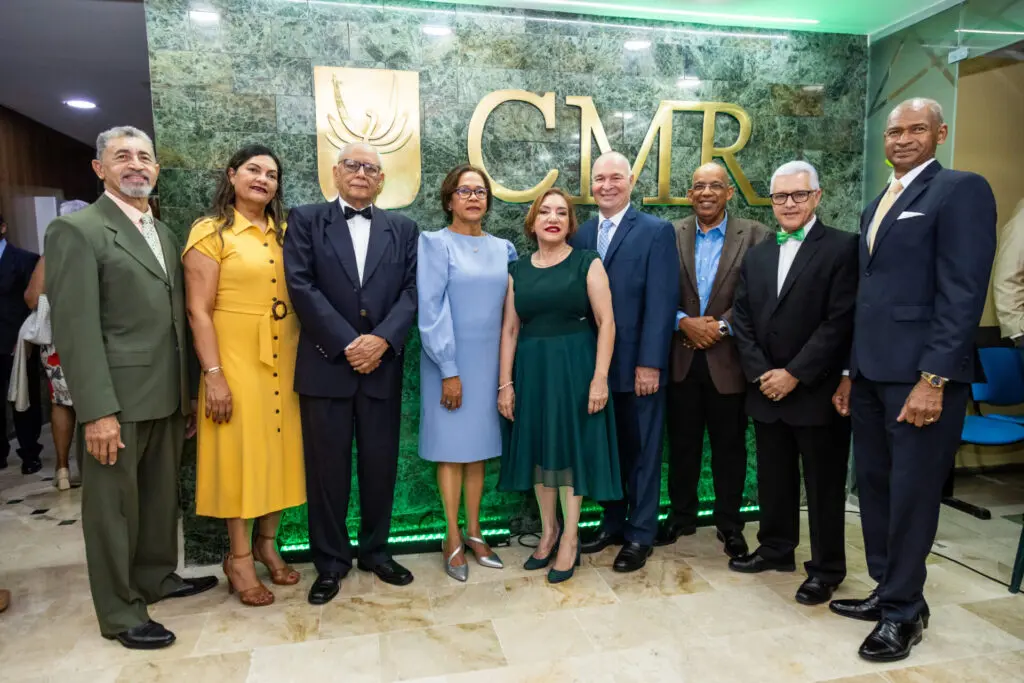 Centro Médico Real celebra acto con motivo de sus 25 años de fundado ...