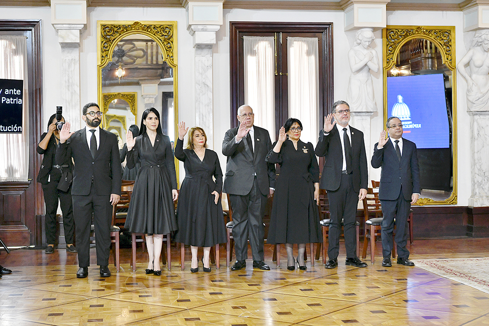 Finaliza ciclo renovación del TC con cinco jueces - Periódico elCaribe