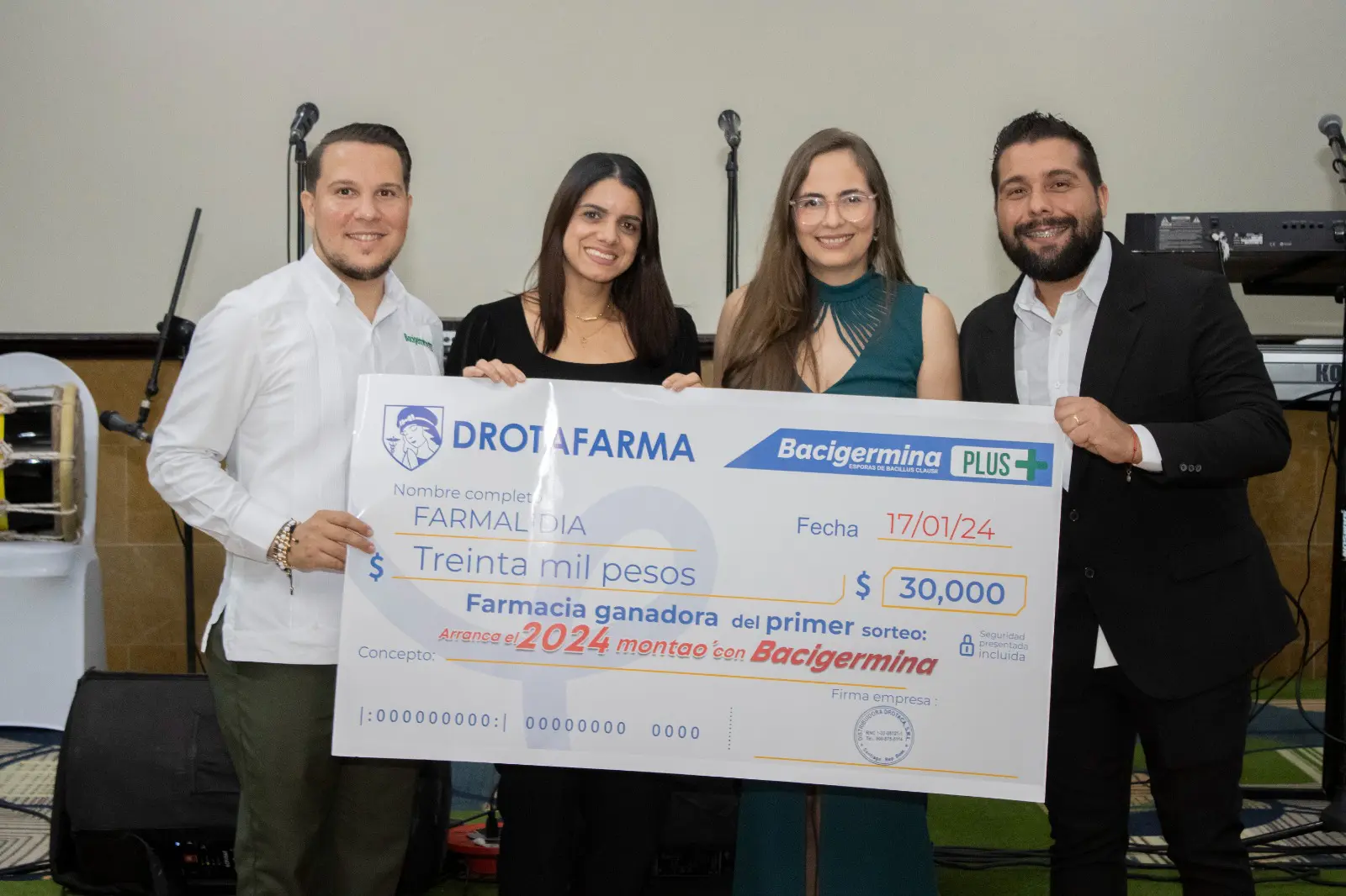 Drotafarma premió a ganadores de su primer sorteo “Arranca el 2024 ...