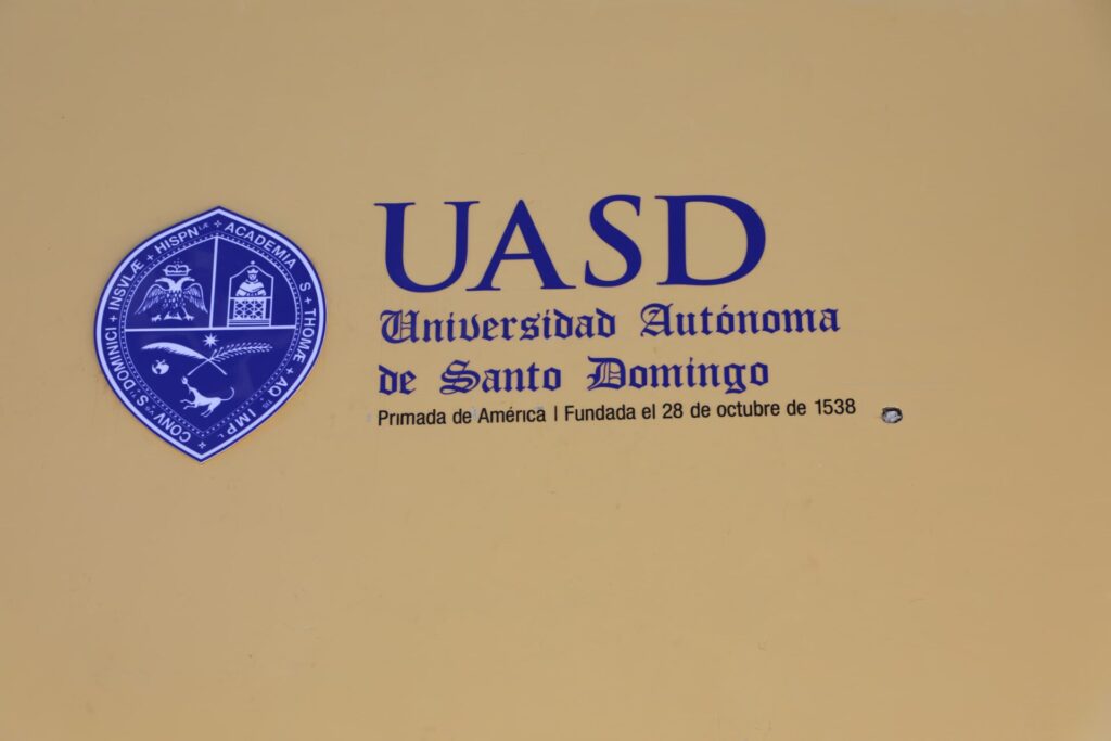 Gobierno inaugura recinto de la UASD en Jarabacoa