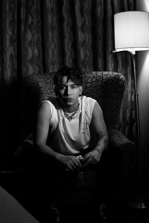 Cantante Lian se adentra en el pop punk con nuevo disco