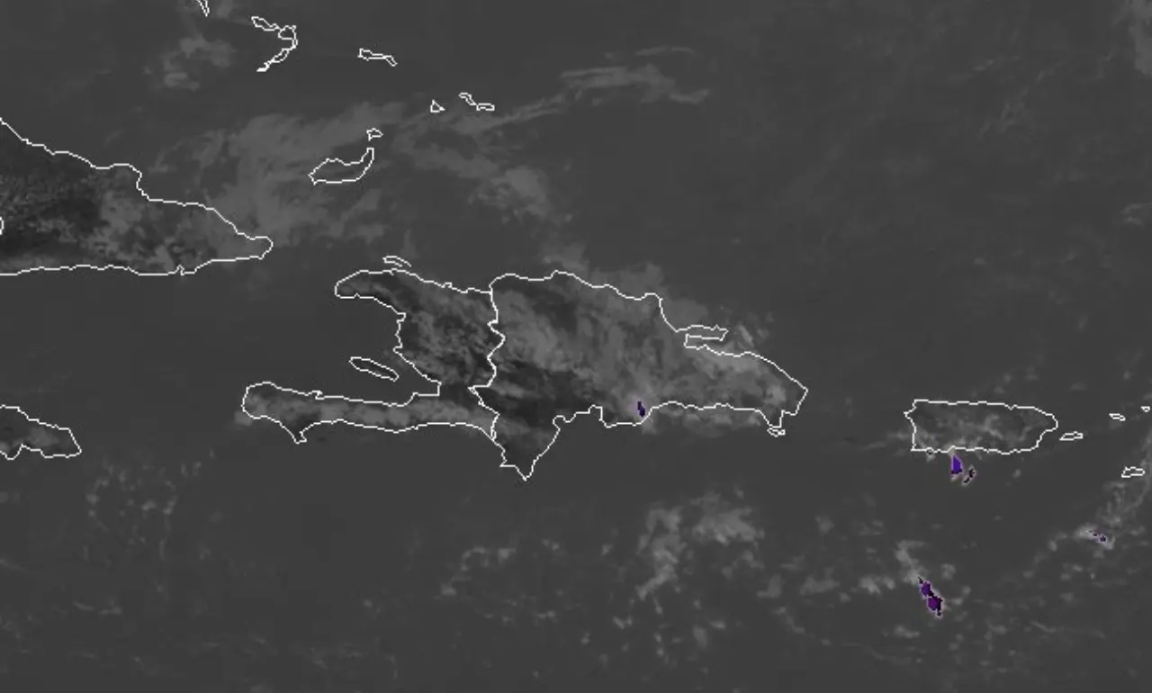 Onamet mantiene alerta en siete provincias por incidencia de vaguada