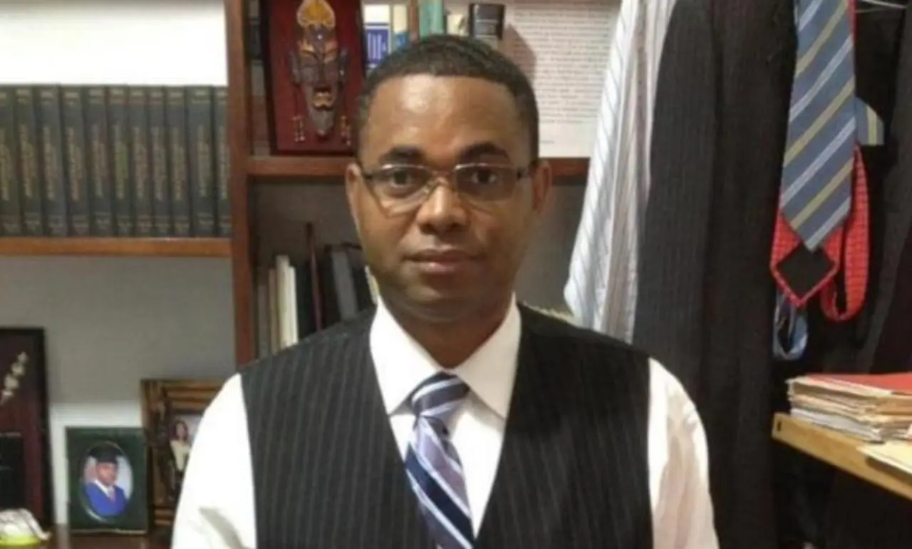 Apresan hombre investigado por muerte de abogado en Santiago