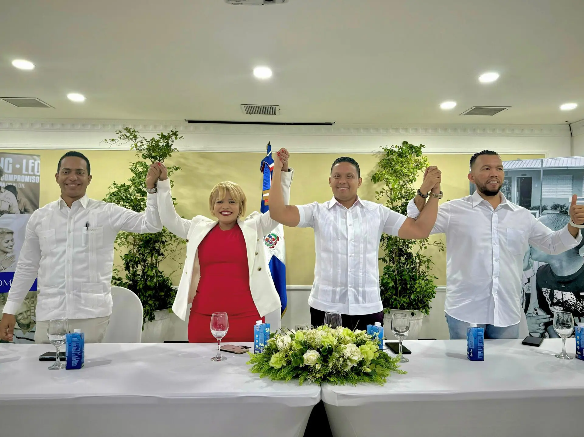 Elías Matos recibe respaldo de exaspirante a regidora del PRM