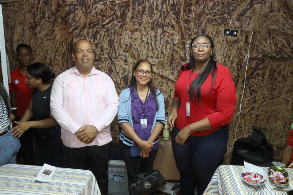 Colegio Mis Estrellas realiza 7ma. Feria Científica: Mentes Brillantes ...