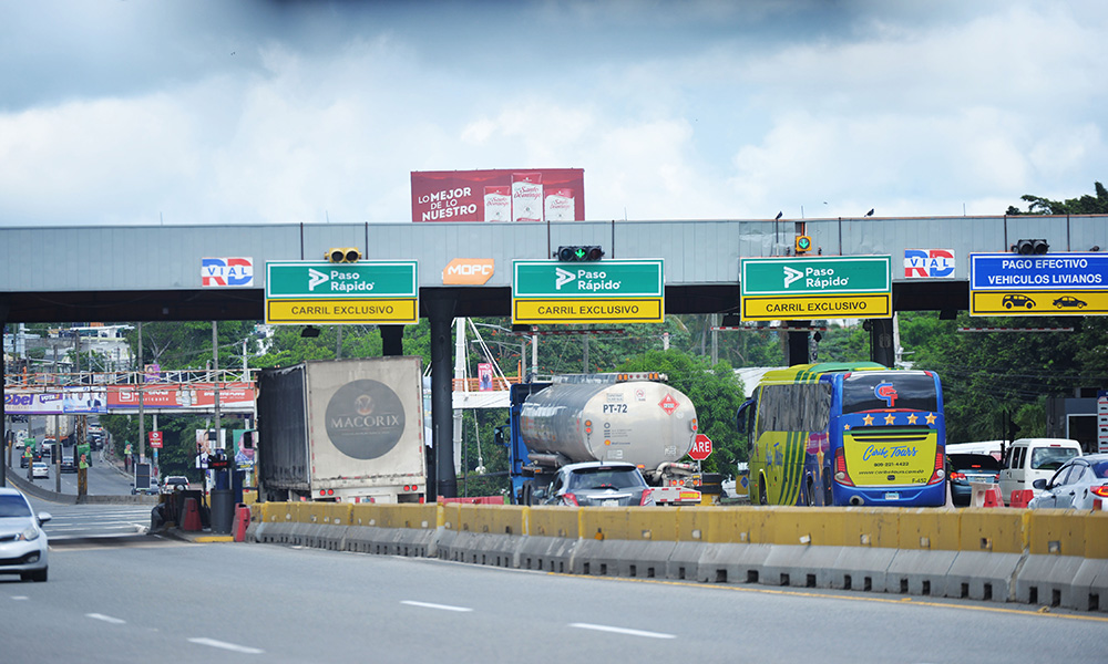 La modernización de los peajes transita a un ritmo lento en República ...