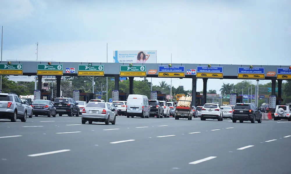La modernización de los peajes transita a un ritmo lento en República ...